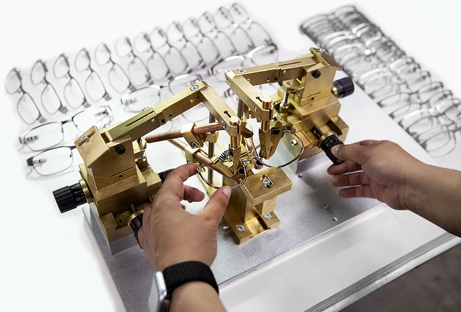 ArtCraftOptical.com/US